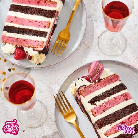 Ruby Pure Chocolade Taart - deleukstetaartenshop.be